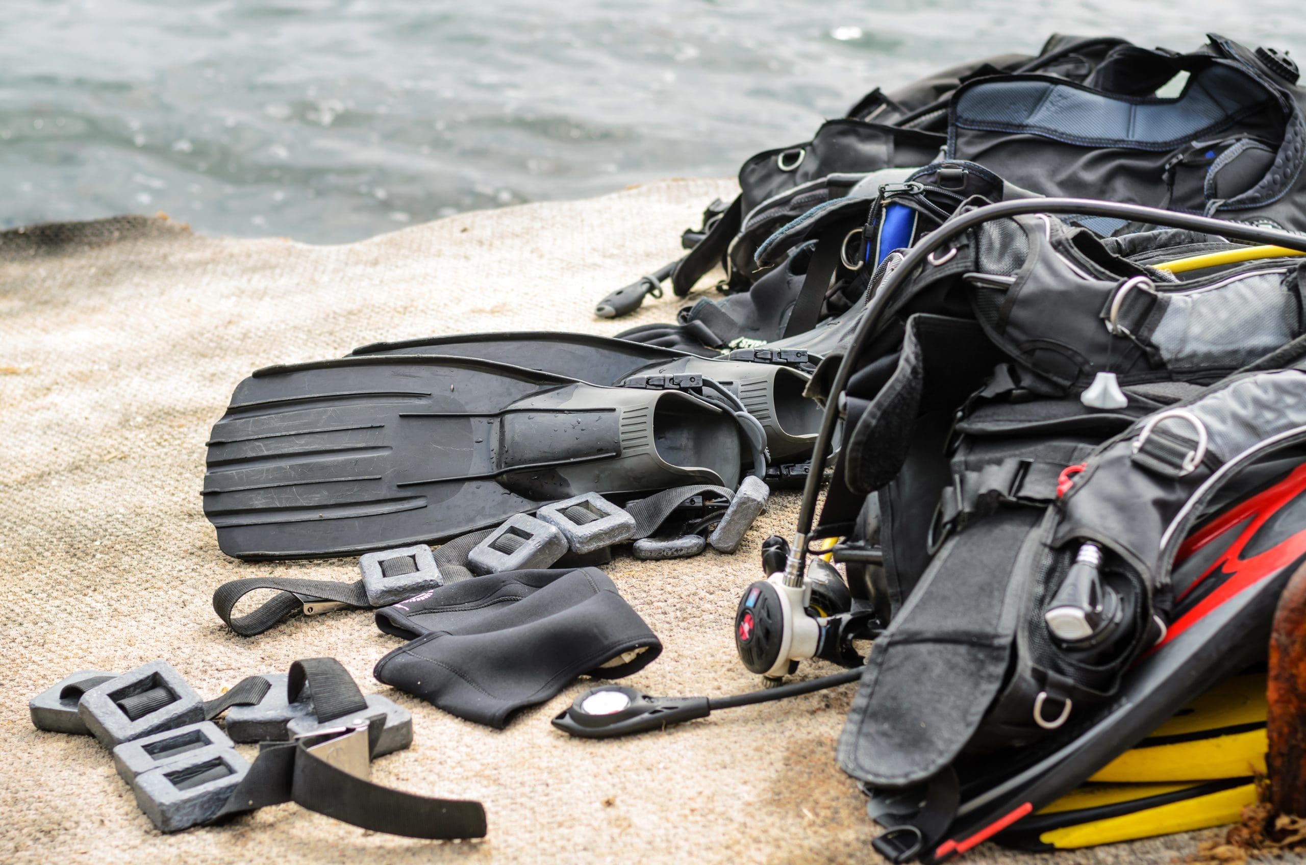 What Diving Equipment Should I Own as a PADI Divemaster? | Dive Pro Career